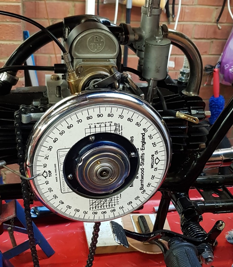 Timing a Pre-War Douglas – The London Douglas Motor Cycle Club